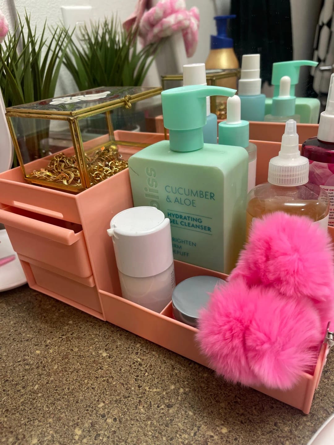 Organize Your Beauty Routine with the Multi-Grid Makeup Storage Box ...
